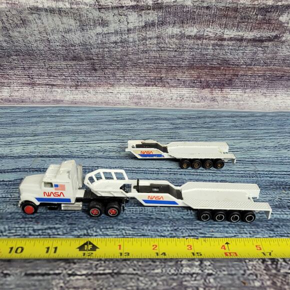 MAjorette | Toys | Vtg Majorette 64 Scale Diecast Nasa Semi And Trailer ...